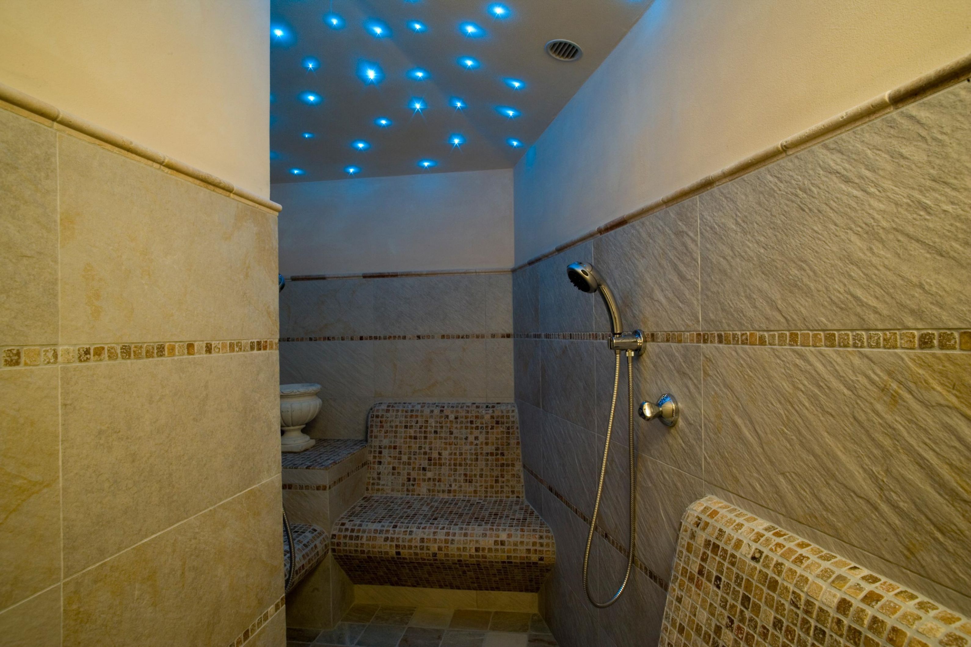 A place to relax: sauna and Turkish bath | Garni & Apartments Karin ...